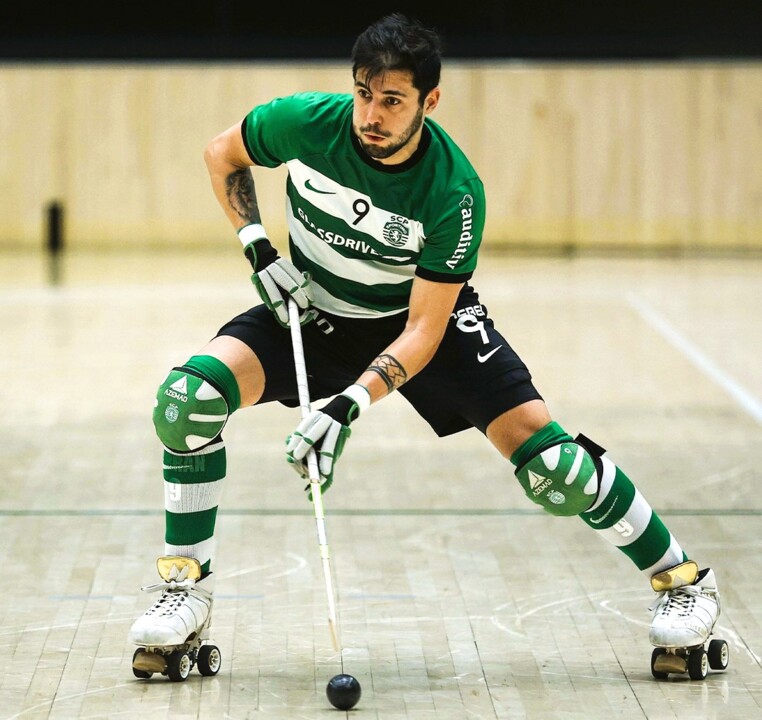 Ferran Font marca seis na vitória dos leões - Camarote Leonino
